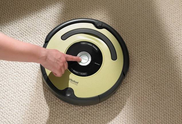 iRobot Roomba 600 vacuum cleaner does the hard work so you don't have to