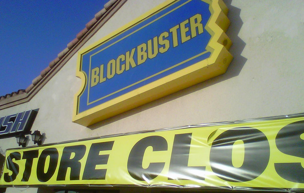 Blockbuster US to close remaining retail stores and DVD mail operation