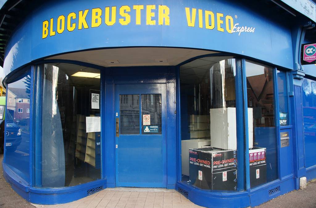 Blockbuster is dead, administrator closes remaining stores and makes ...