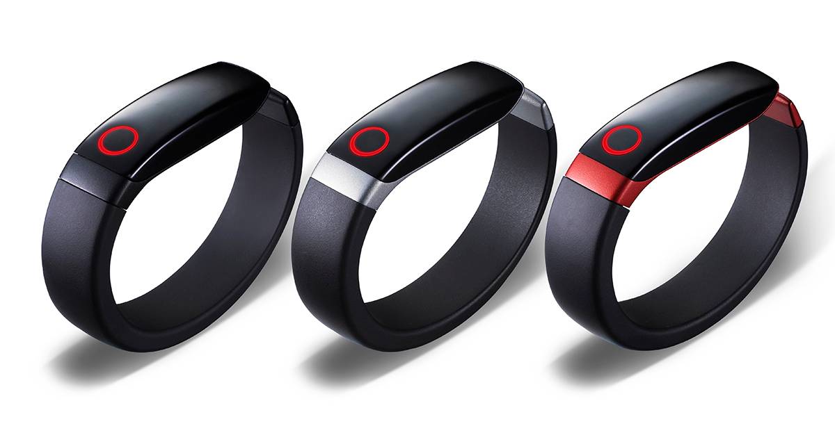 LG Lifeband Touch and Heart Rate Earphones official, take on Nike ...