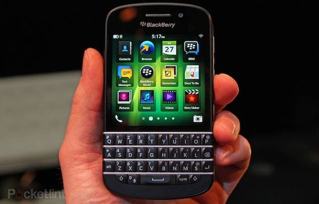 BlackBerry handset to feature hardware keyboard with Swype-like abilities?
