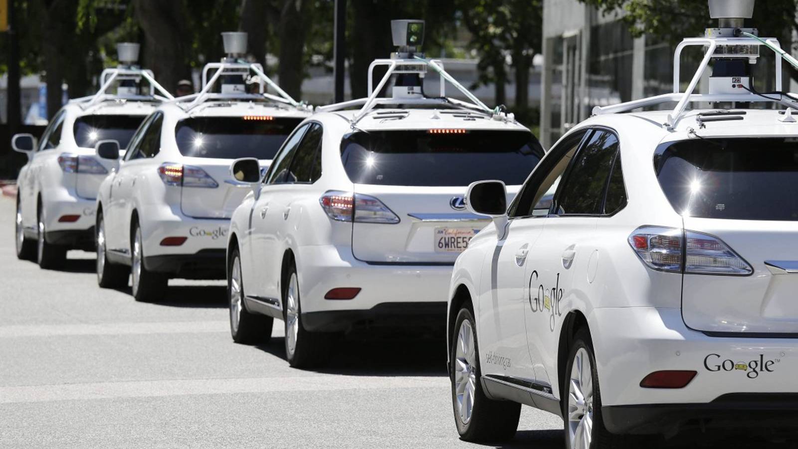 Google's self-driving car crash: Is media coverage just hype or should ...