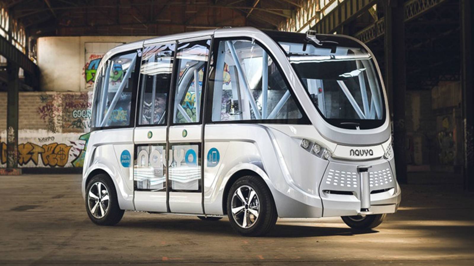 First driverless Navya buses to hit the streets in 2016