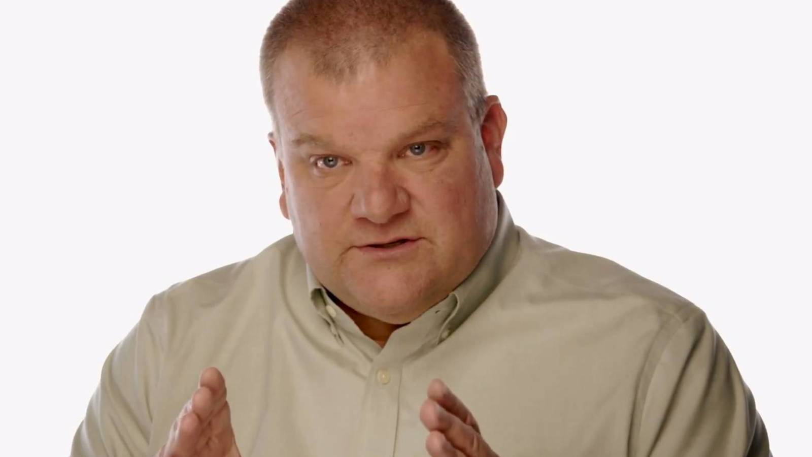 Apple brought back a longtime executive to oversee its car project