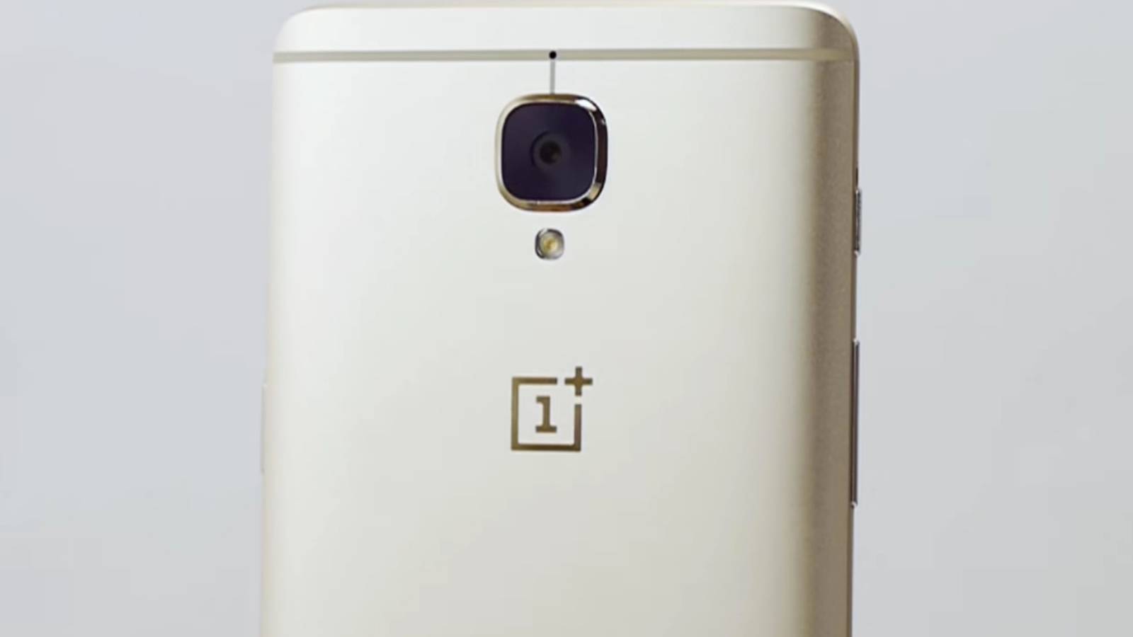 You can buy the OnePlus 3 in gold on 1 August in UK, 26 July in US
