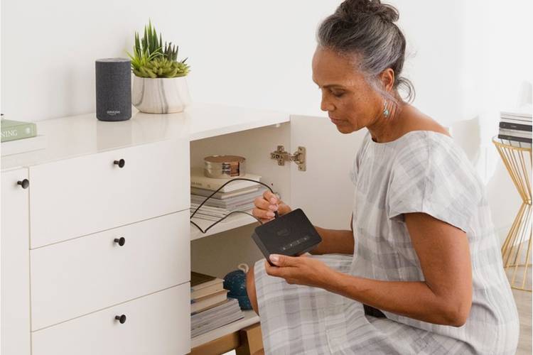 How to use Amazon Alexa to make calls and send messages