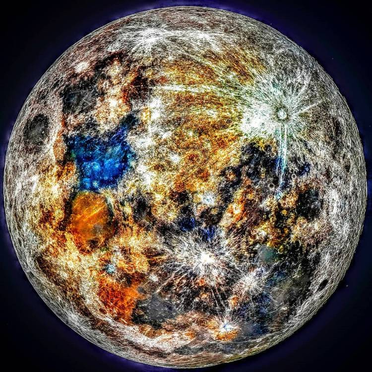 Amazing images of our moon in all shapes and sizes
