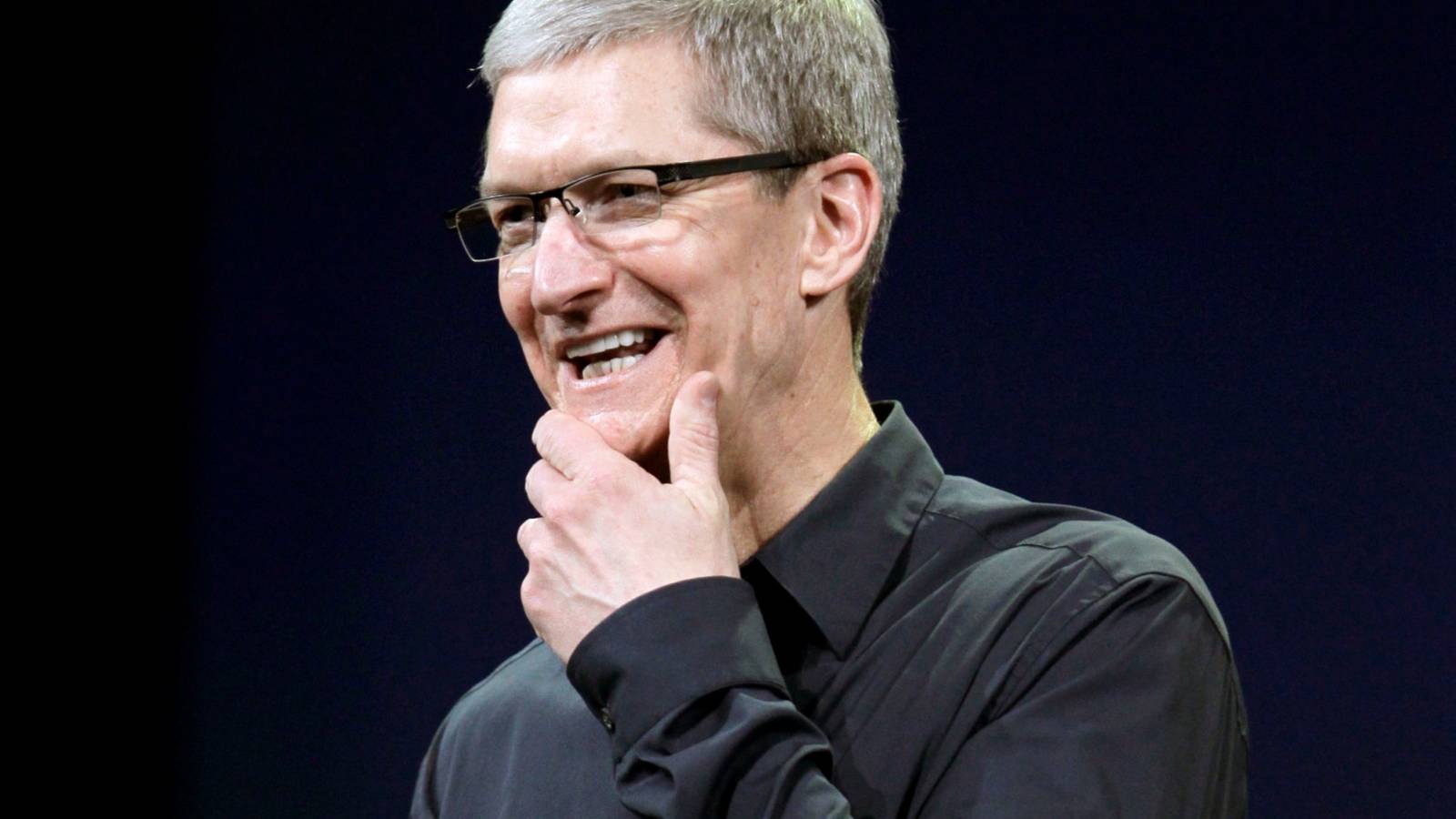 Tim Cook says using your iPhone too much is bad