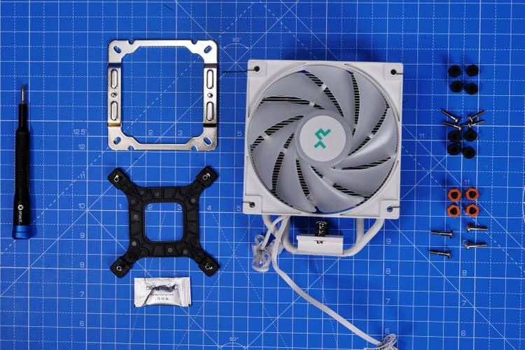How to build a mid-range gaming PC