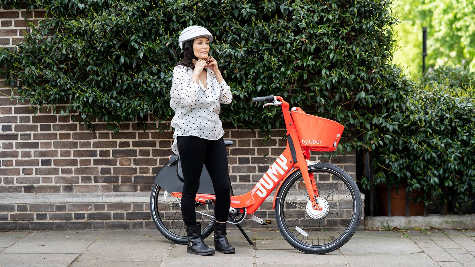 Uber Jump e-bikes come to London as UK rollout starts