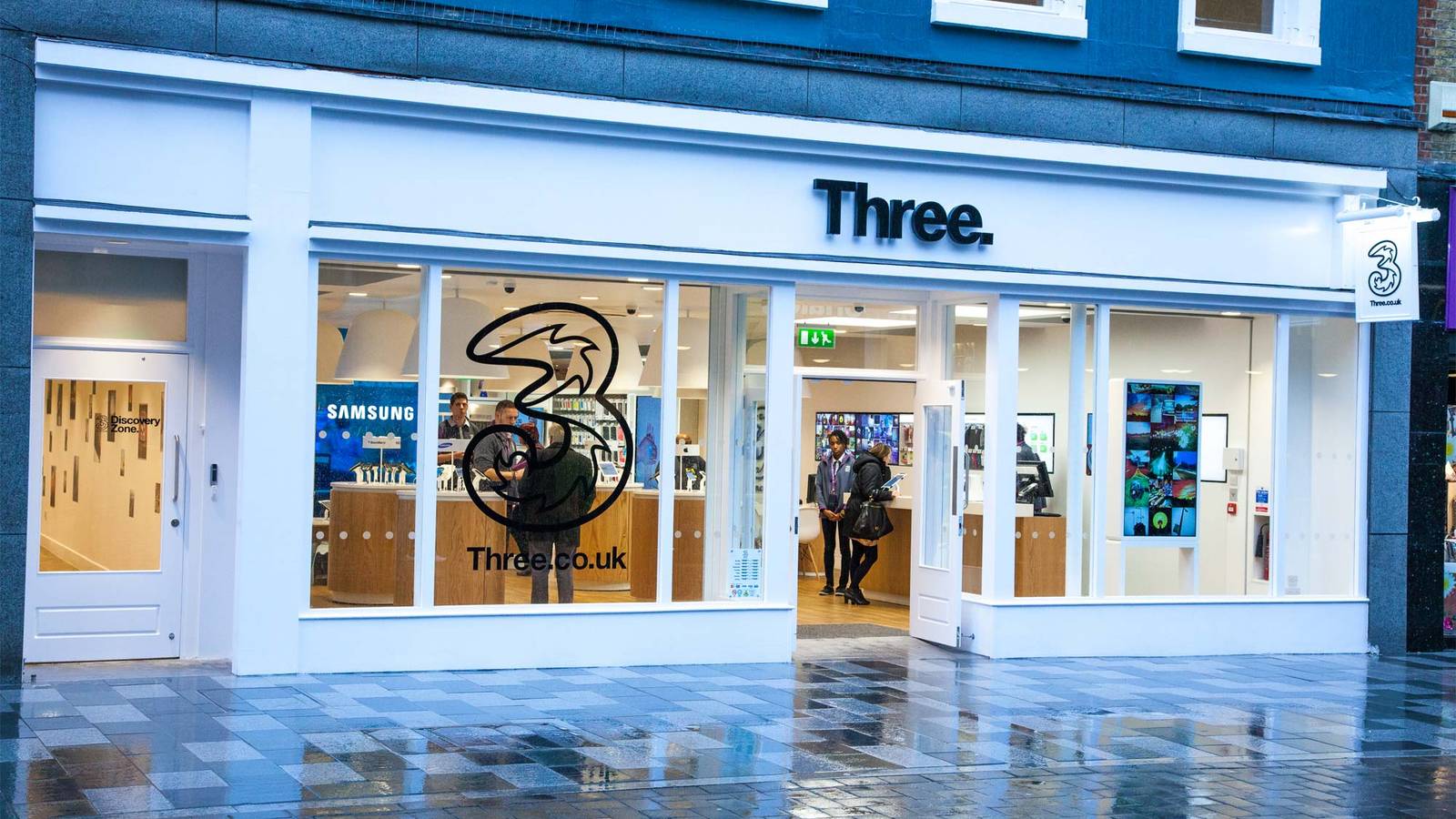 Three details 5G rollout plan, starts in August