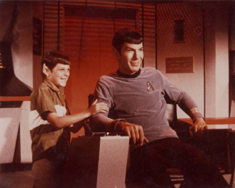 24 retro photos of old technology and simpler times