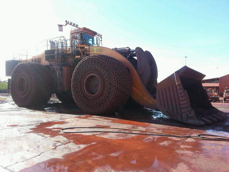 15 of the largest machines and vehicles you've ever seen