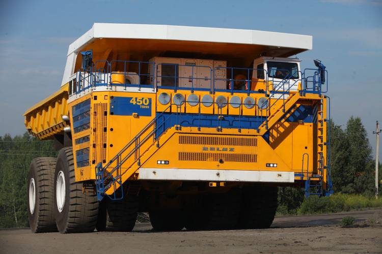 15 of the largest machines and vehicles you've ever seen