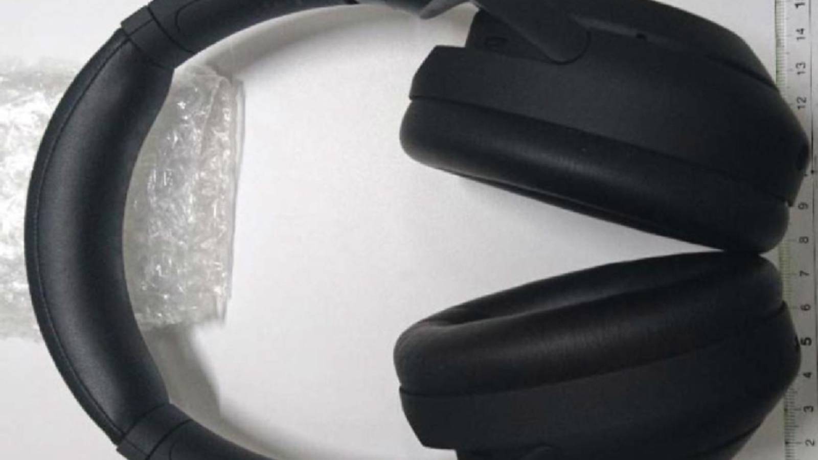 Sony's new noise-cancelling WH-1000XM4 snapped - Pocket-lint