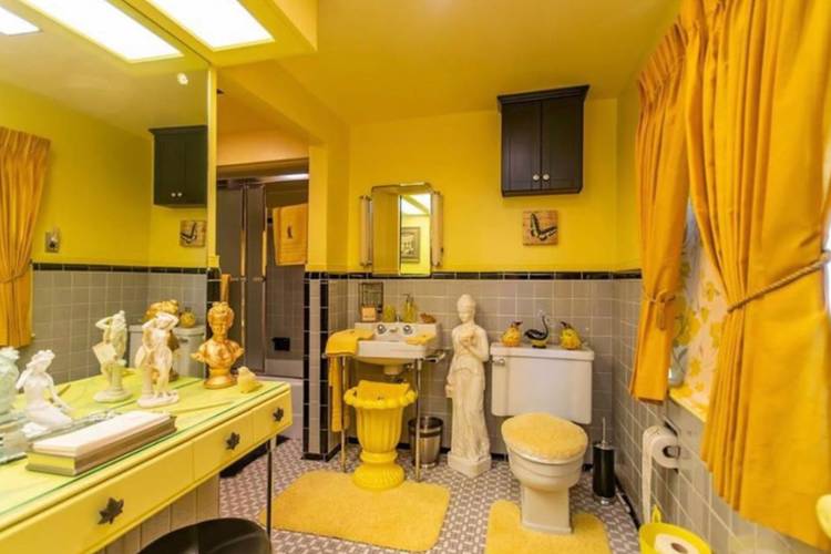 These crazy interior decor disasters will leave you cringing