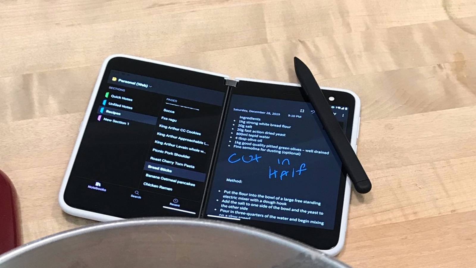 Microsoft Surface Duo will be available on 10 September for $1399