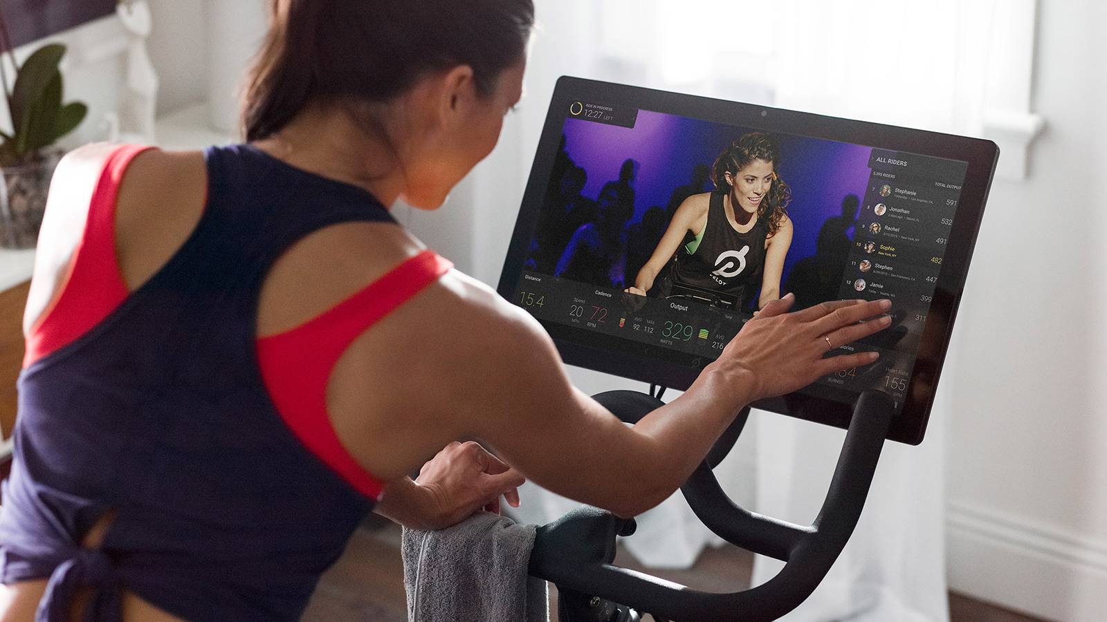 How to schedule a Peloton Session with friends