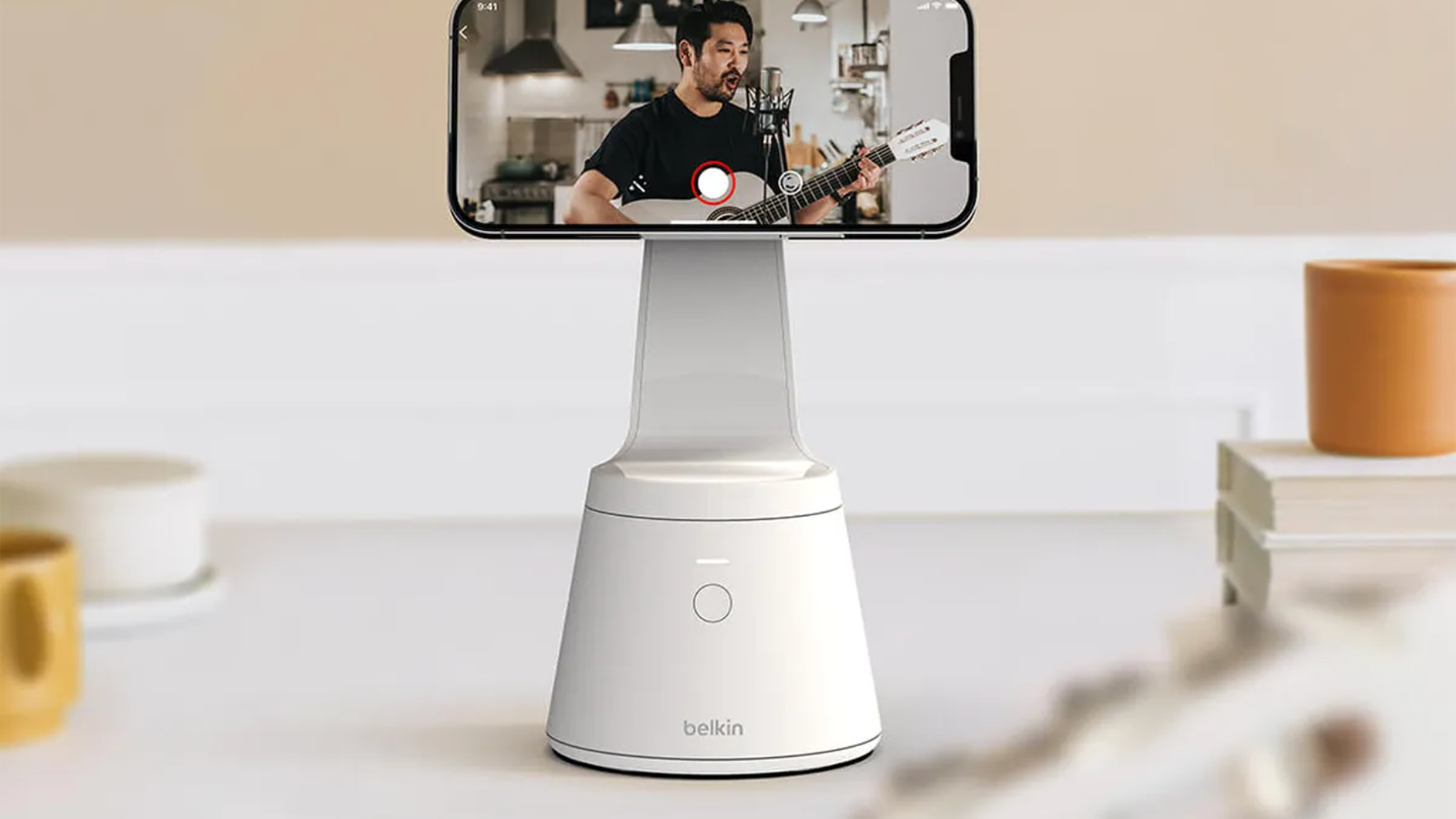 Belkin made a face-tracking MagSafe mount for iPhone 12