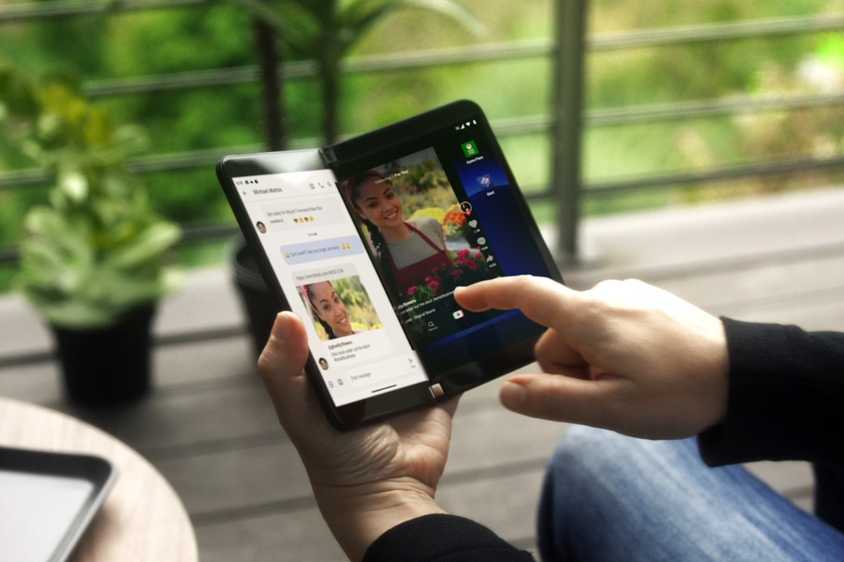 With Surface Duo, Microsoft (briefly) had the foldable form factor figured out