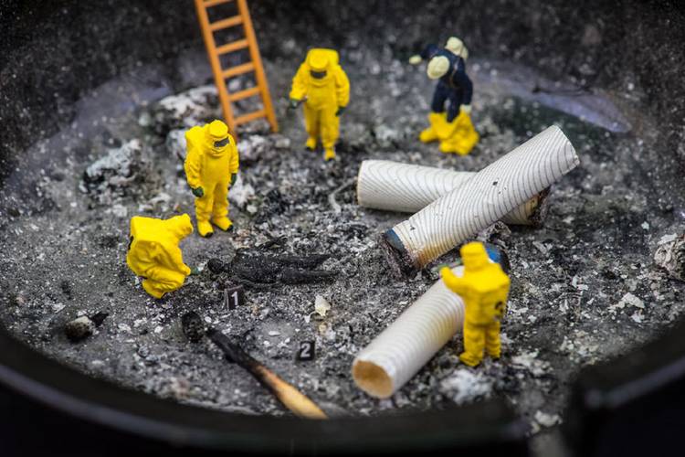 This amazing artist uses tiny figures to create brilliant mini worlds