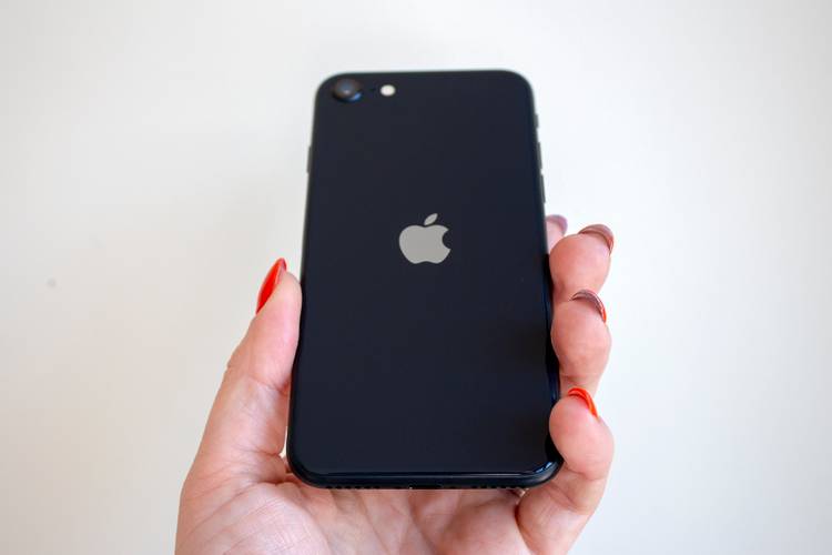 Best mid-range phone 2024: Expert reviewed and ranked