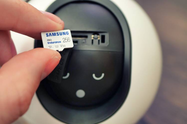 How to choose the best microSD card for smart security cameras