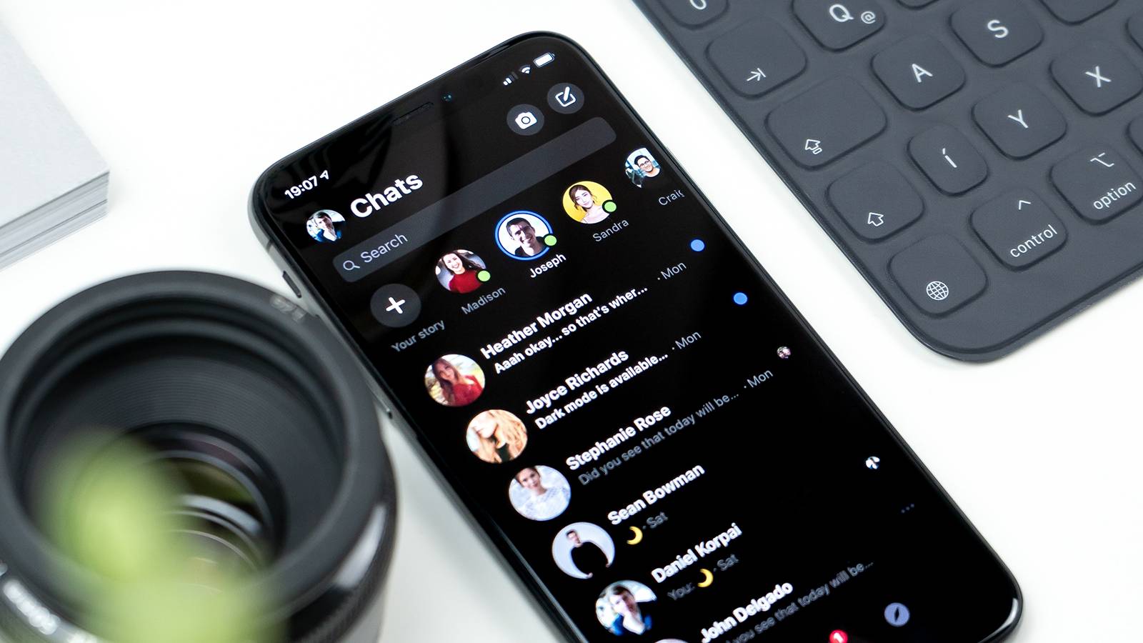 How to turn off active status on Facebook and Messenger
