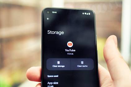 How and why to clear the cache on your Android phone