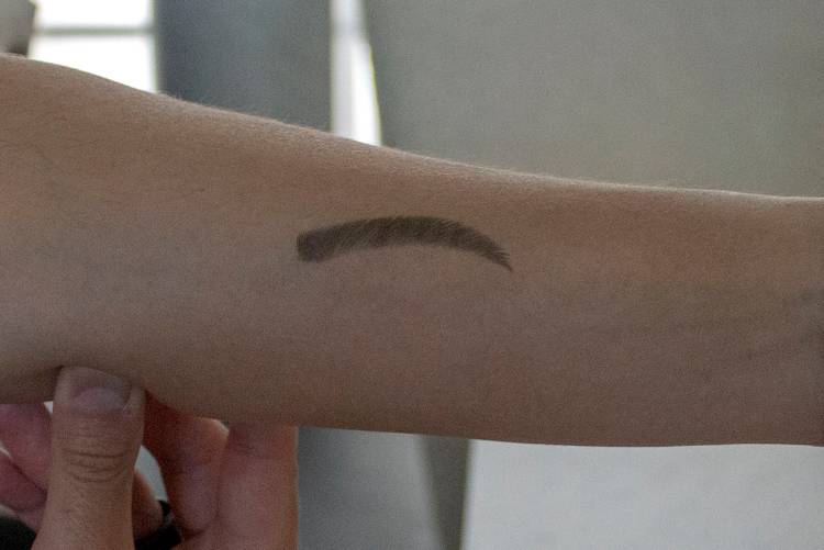 We tried L'Oreal's Brow Magic and it will make you feel worth it