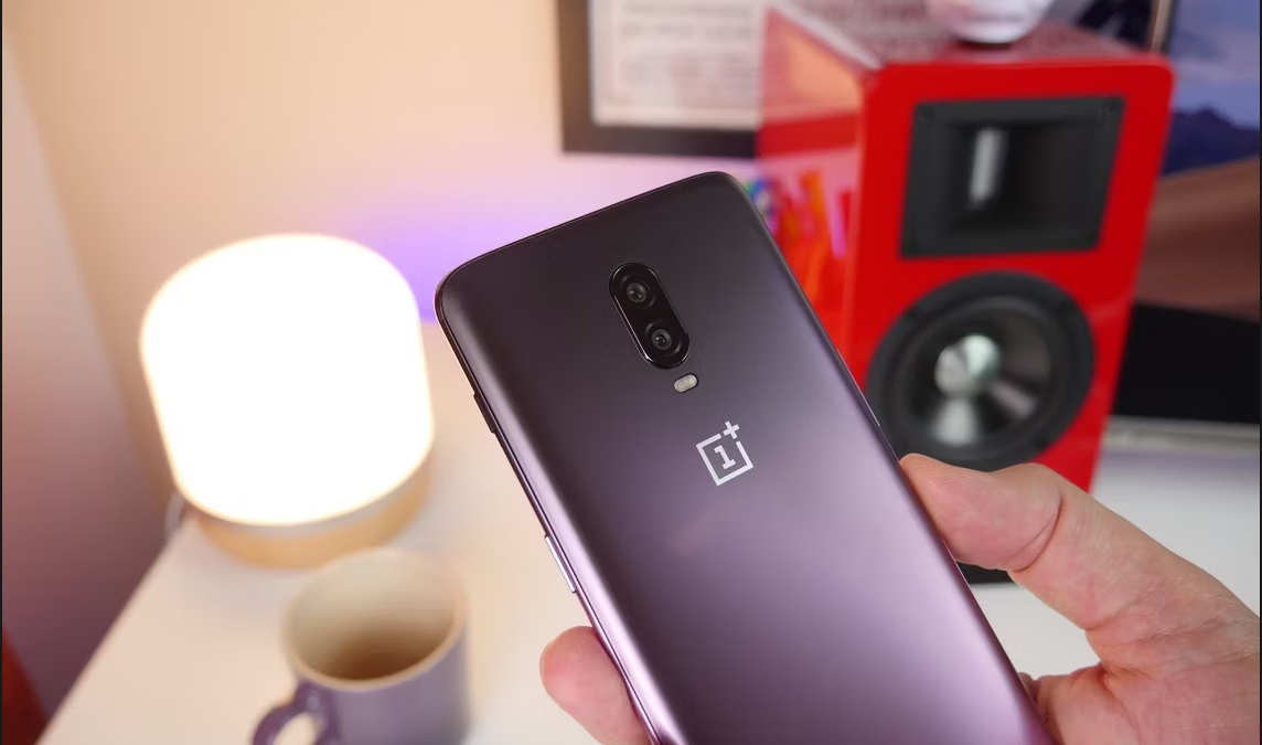 OnePlus 7 Pro specs leak, official tease confirms 90Hz display