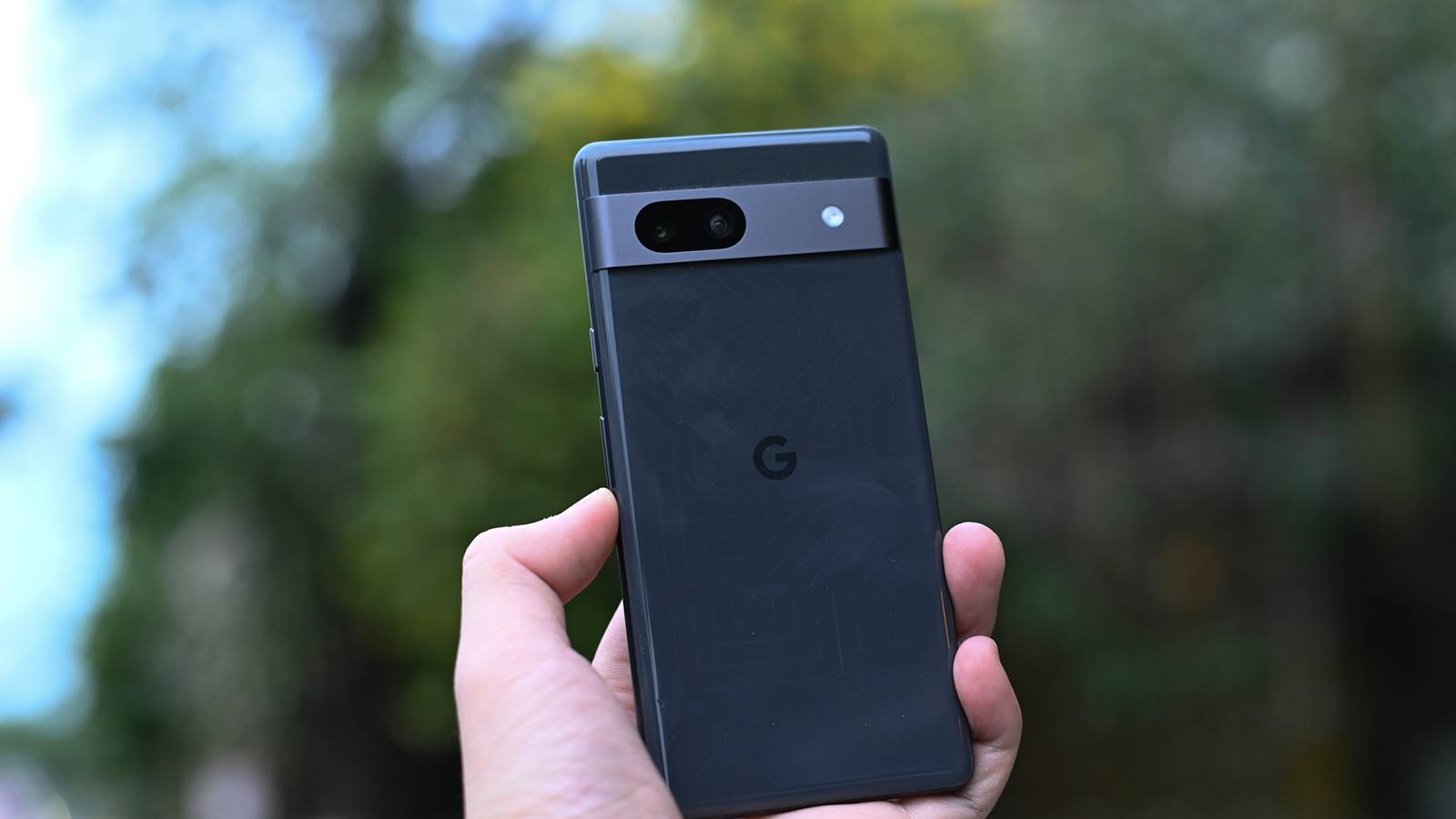 Google Pixel 7a official case renders show three cool colours