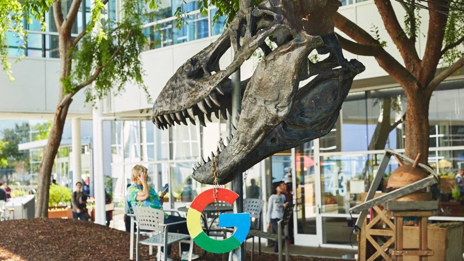 As Google turns 25 here are 8 essential features and one big dumpster fire