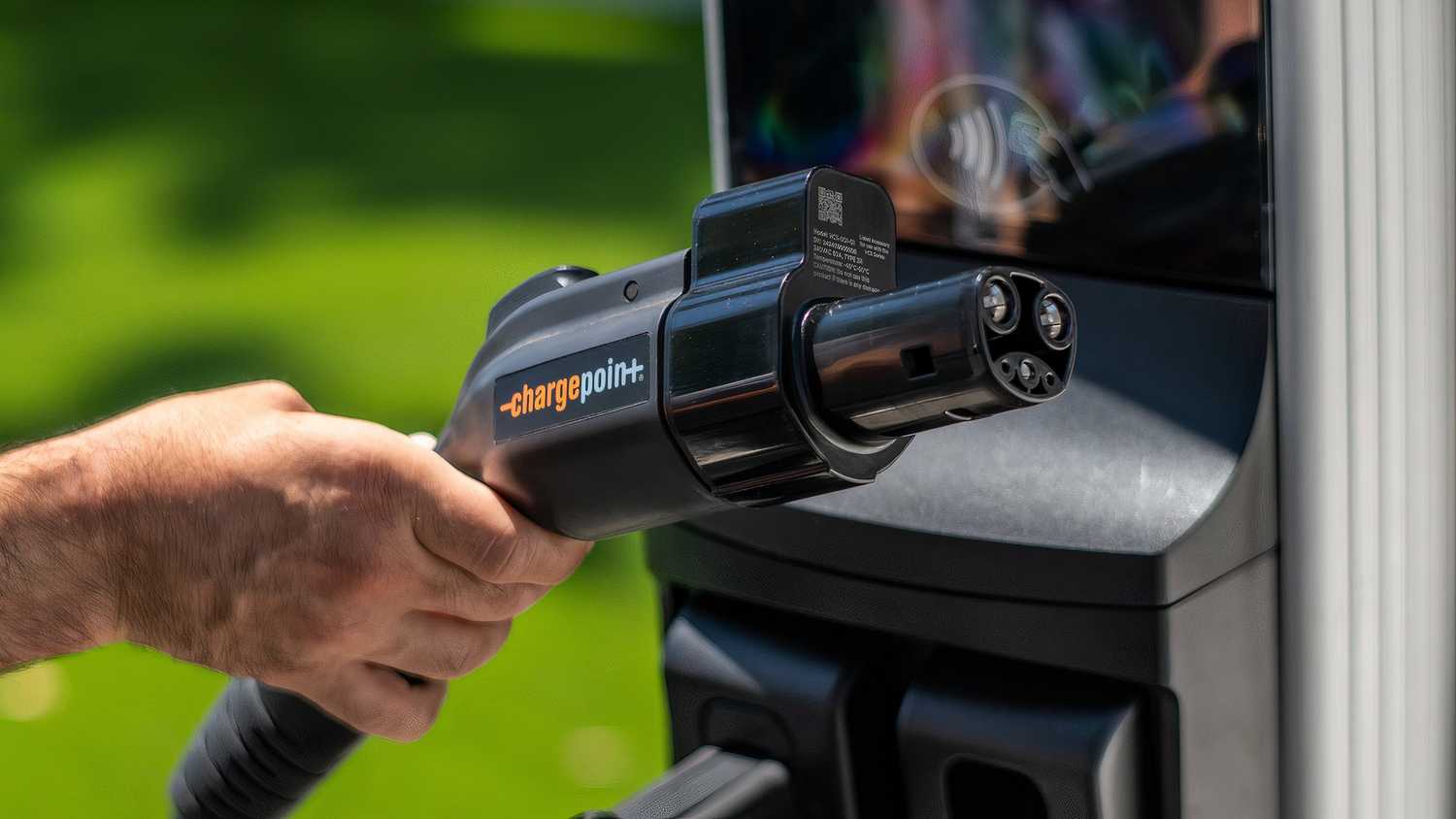 ChargePoint's new charger is designed to work with every kind of EV
