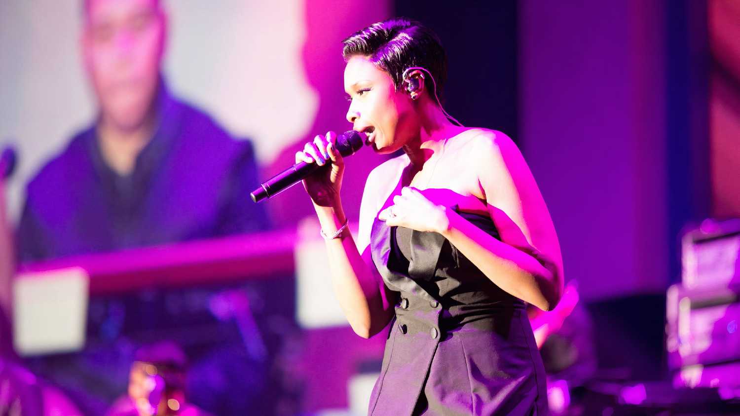 Celebrity voices to use on Waze