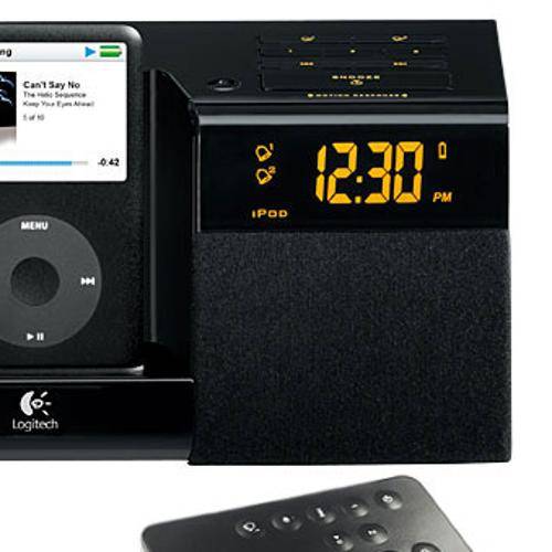 Logitech Pure-Fi Anytime iPod dock and radio