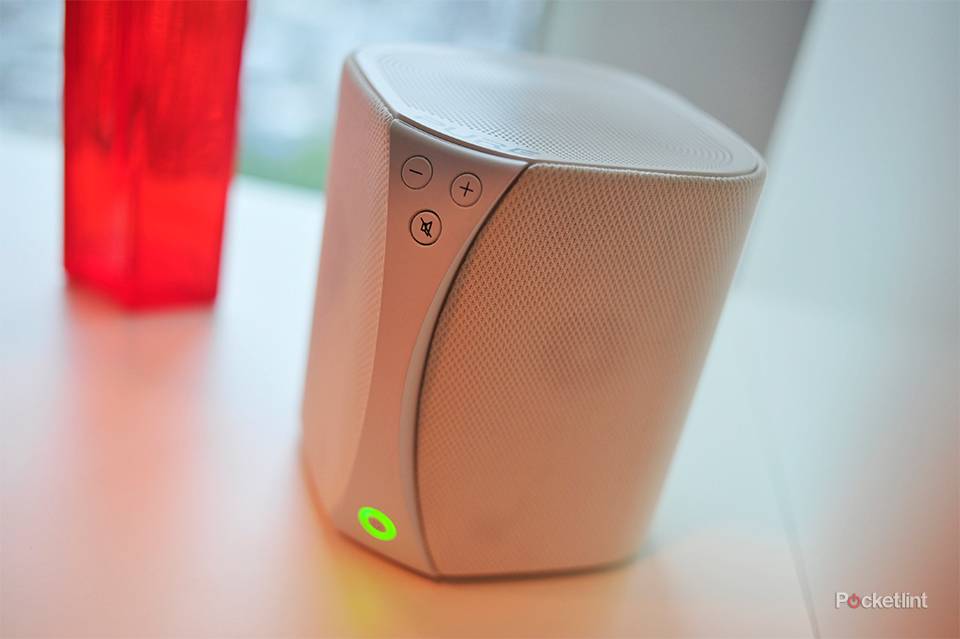 Pure Jongo multiroom speaker pictures and hands-on