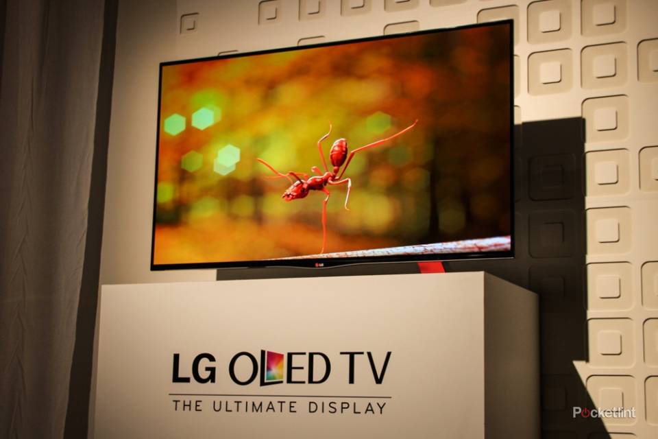 LG 55EA9800 55-inch OLED TV pictures and eyes-on