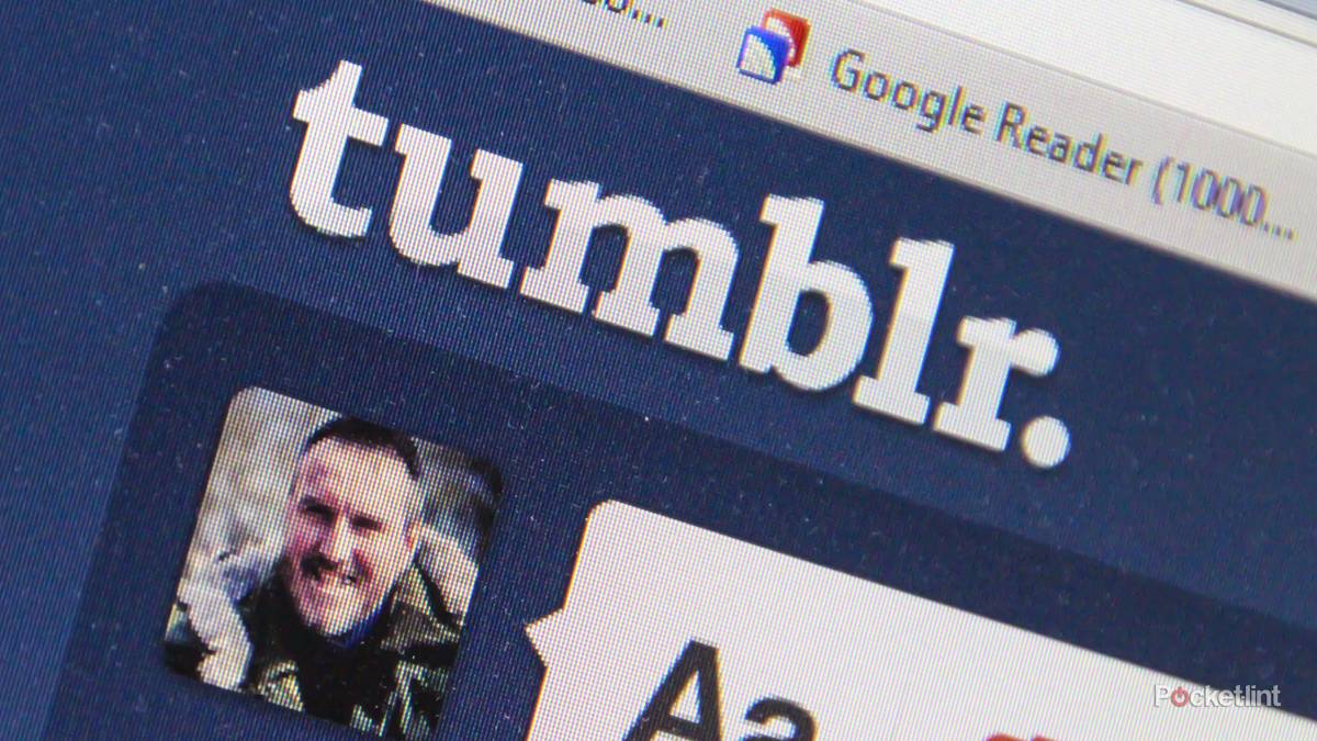 Yahoo in talks to buy Tumblr for $1 billion