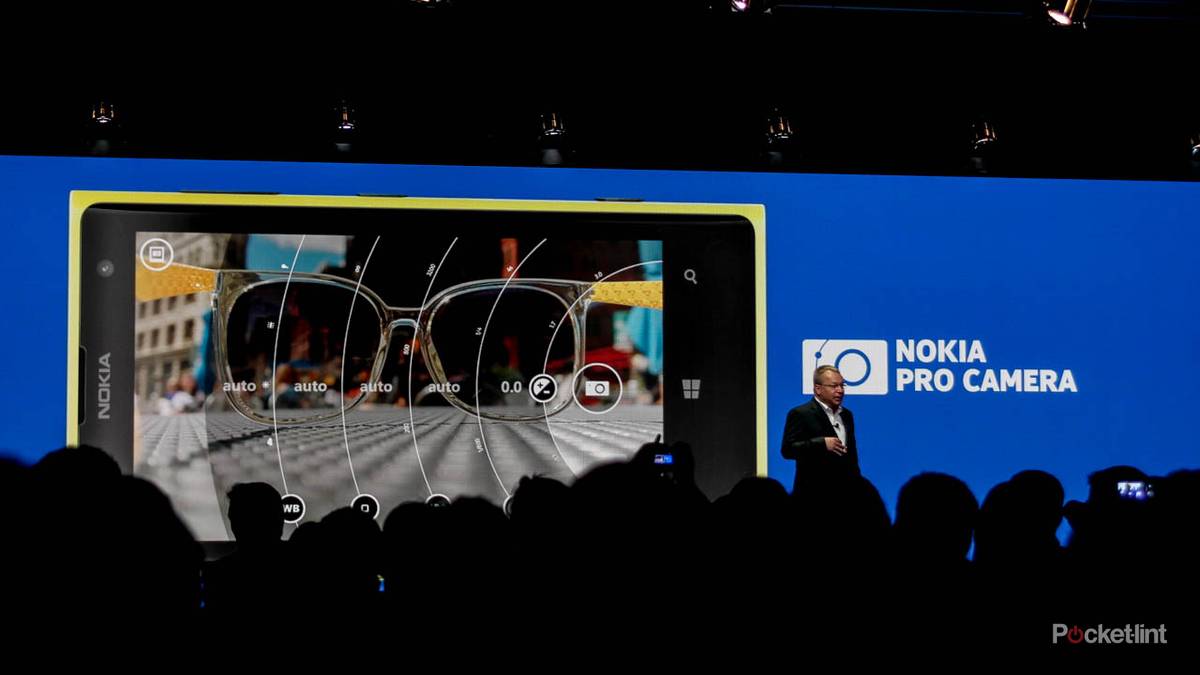 Nokia Pro Camera: DSLR controls in a smartphone