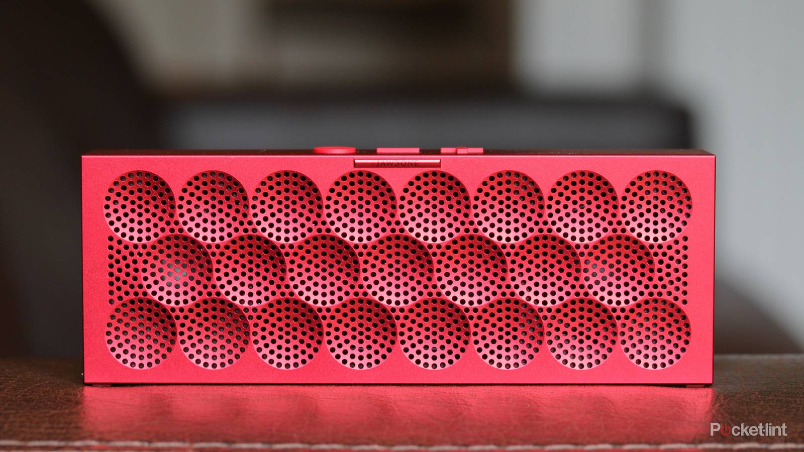 Jawbone Mini Jambox: Big sound, small package (video and pictures)