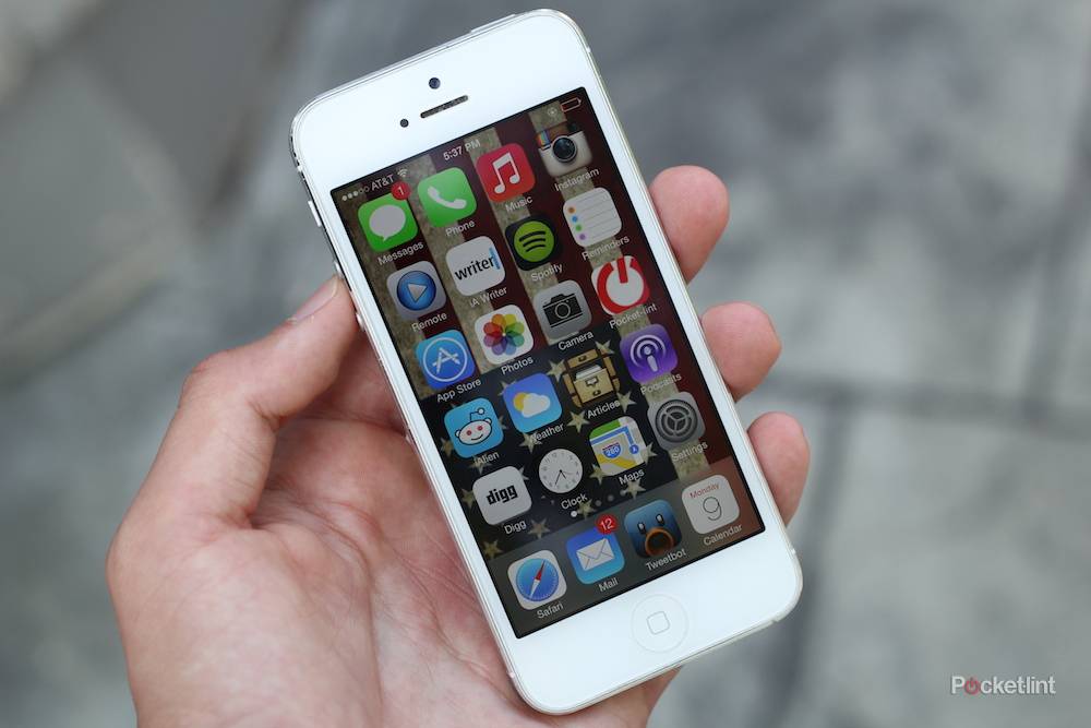Apple promises to fix iOS 7's 'white screen of death' in future ...