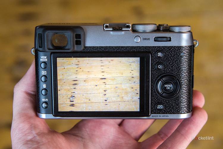 Fujifilm X100T review: Naughty but niche