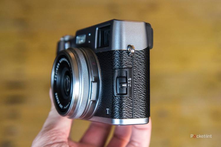 Fujifilm X100T review: Naughty but niche