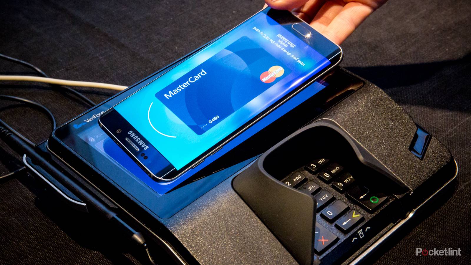 Samsung Pay: Use your phone with every payment terminal, not just NFC ...