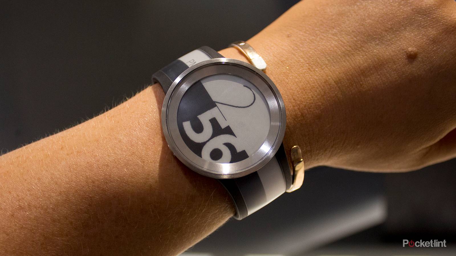 Sony FES Watch U: The e-paper watch that costs more than an Apple Watch