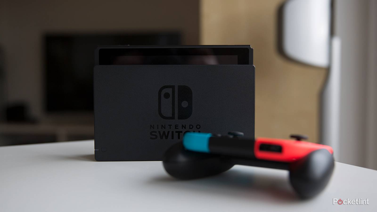 This is what the Nintendo Switch is like out of the box