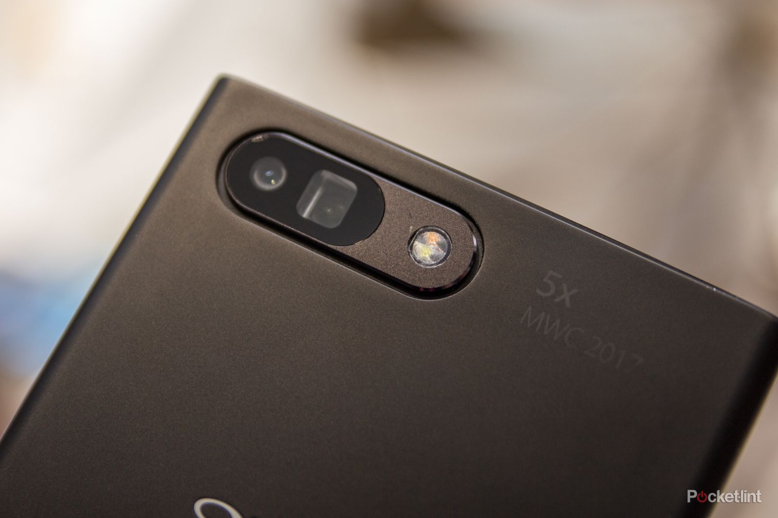 Oppo's new 5x dual-camera uses periscope technology to offer lossless zoom