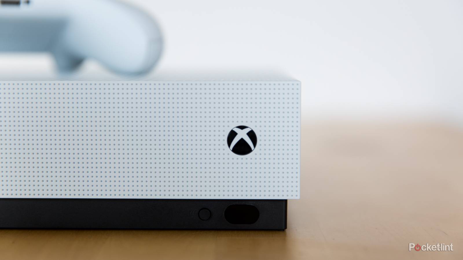 Microsoft Xbox Live users can soon add custom gamerpics, plus more