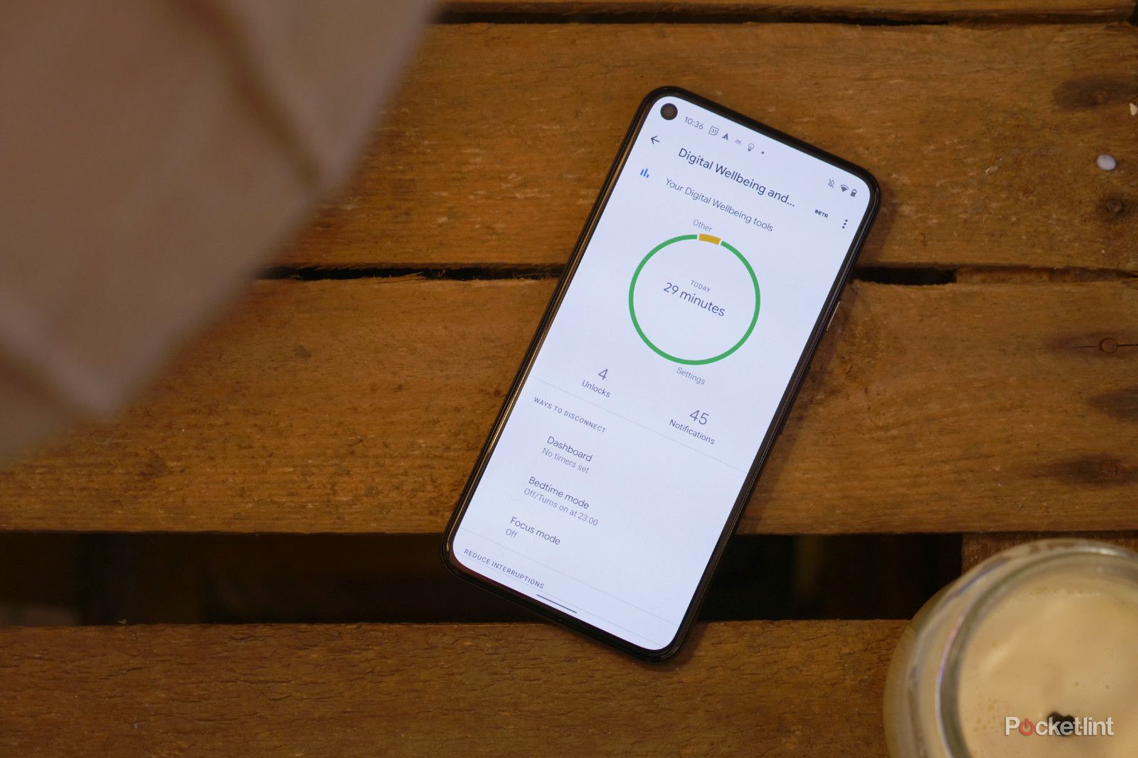 These 6 apps helped me stop mindlessly scrolling on my phone
